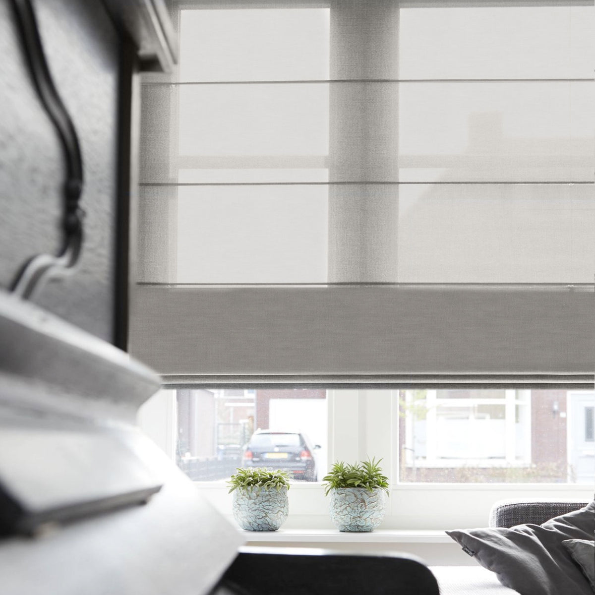AURELIA Motorized Roman Shades – Semi-Sheer Elegance & Smart Control